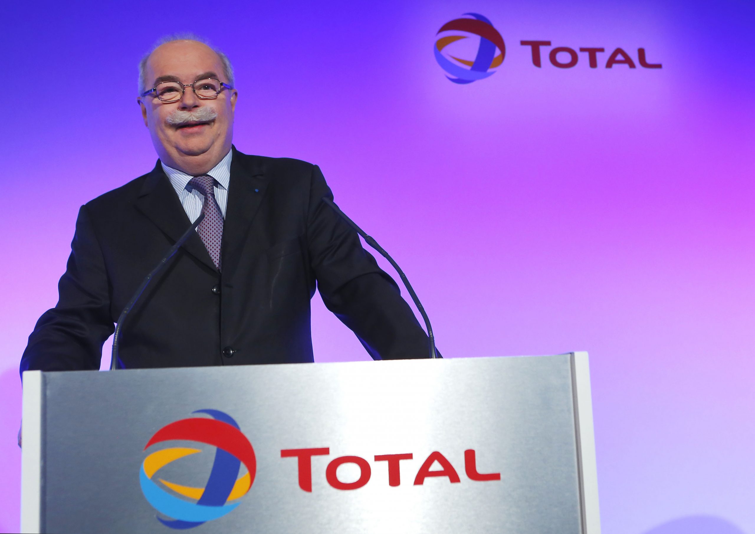 Total chief killed in airport accident with snow plough – Car Dealer ...