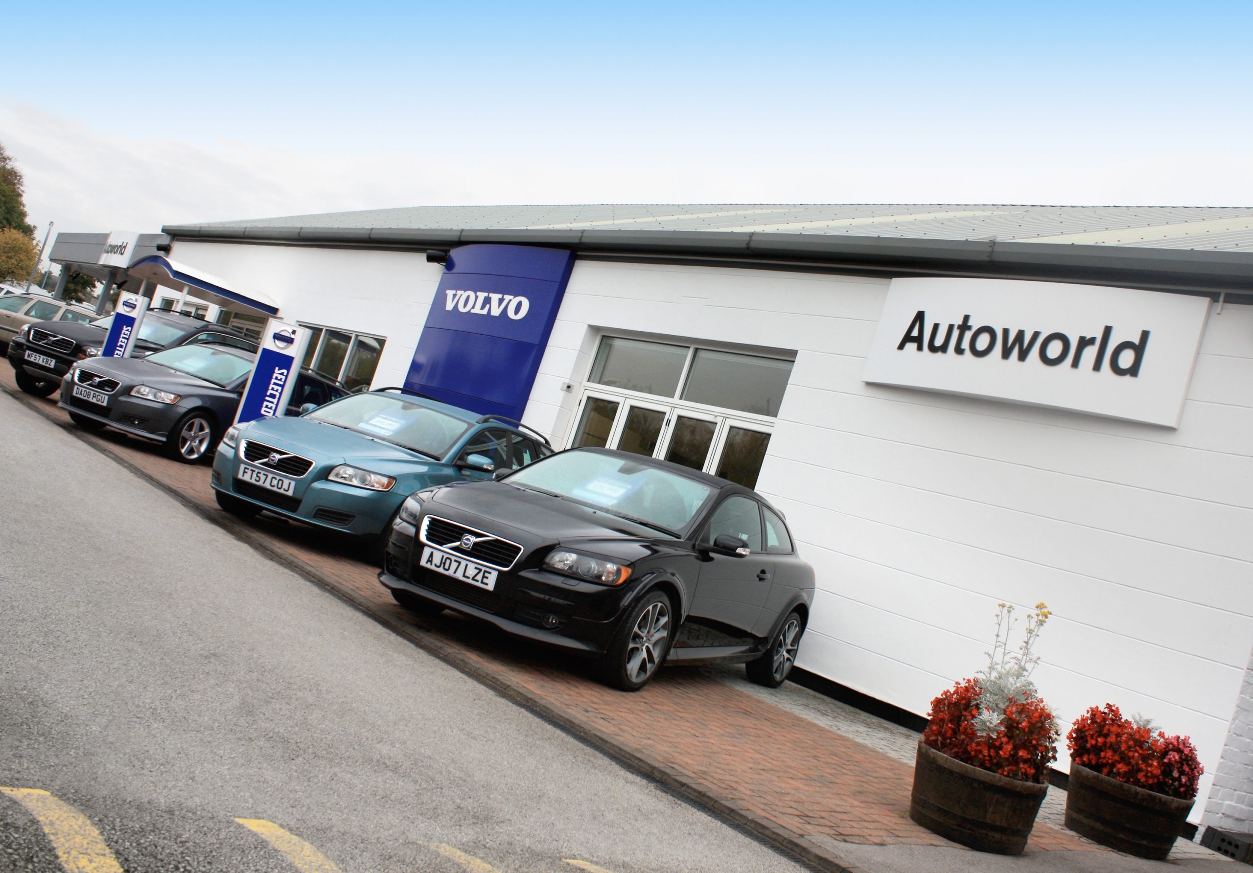 Stoneacre buys Autoworld network – Car Dealer Magazine
