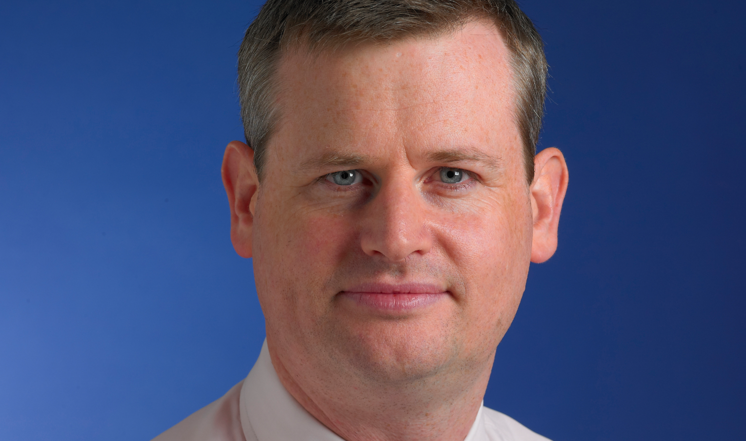 UK new car sales 'have surely reached a plateau,' says KPMG expert ...