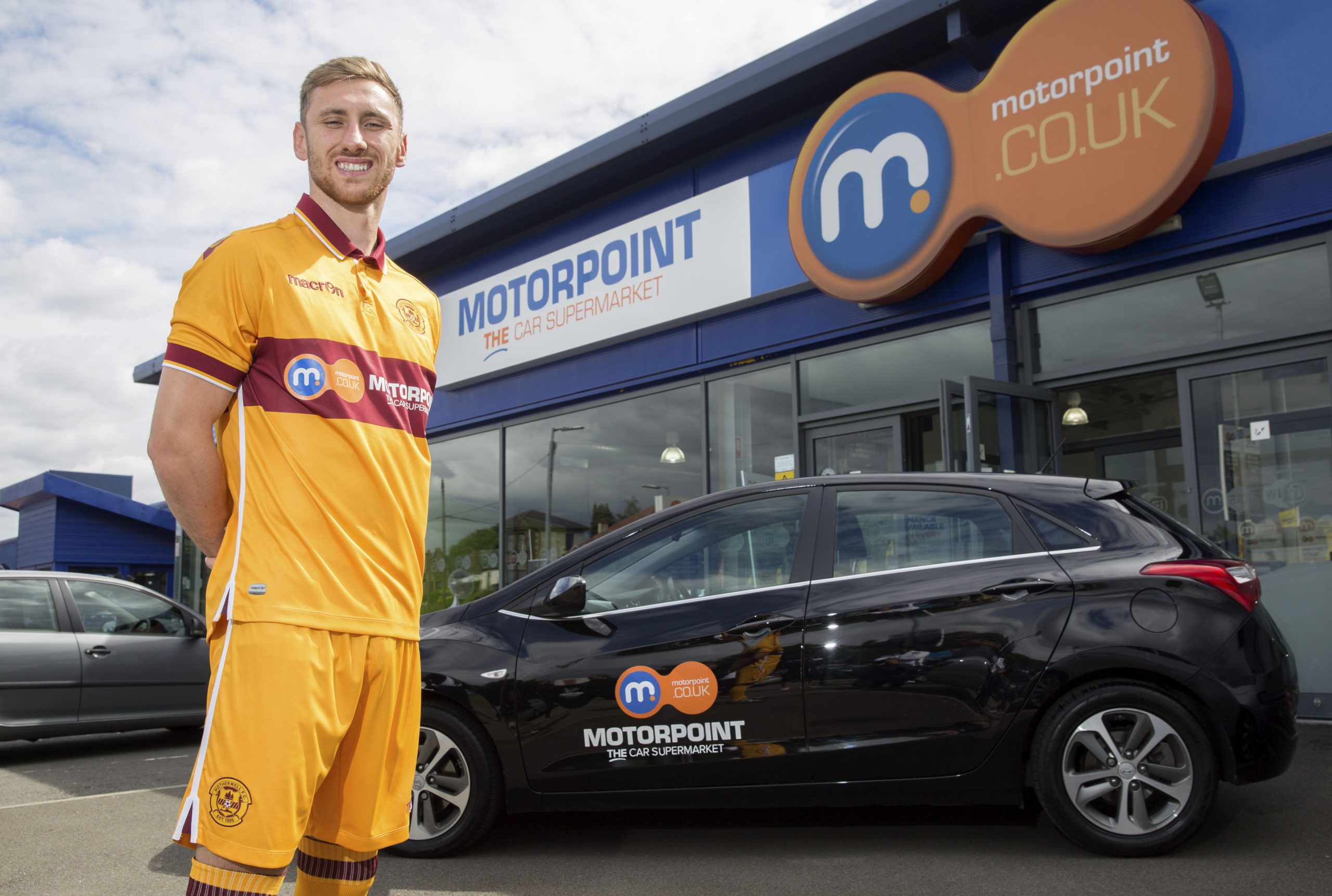 Motorpoint kicks off partnership with football club – Car Dealer Magazine