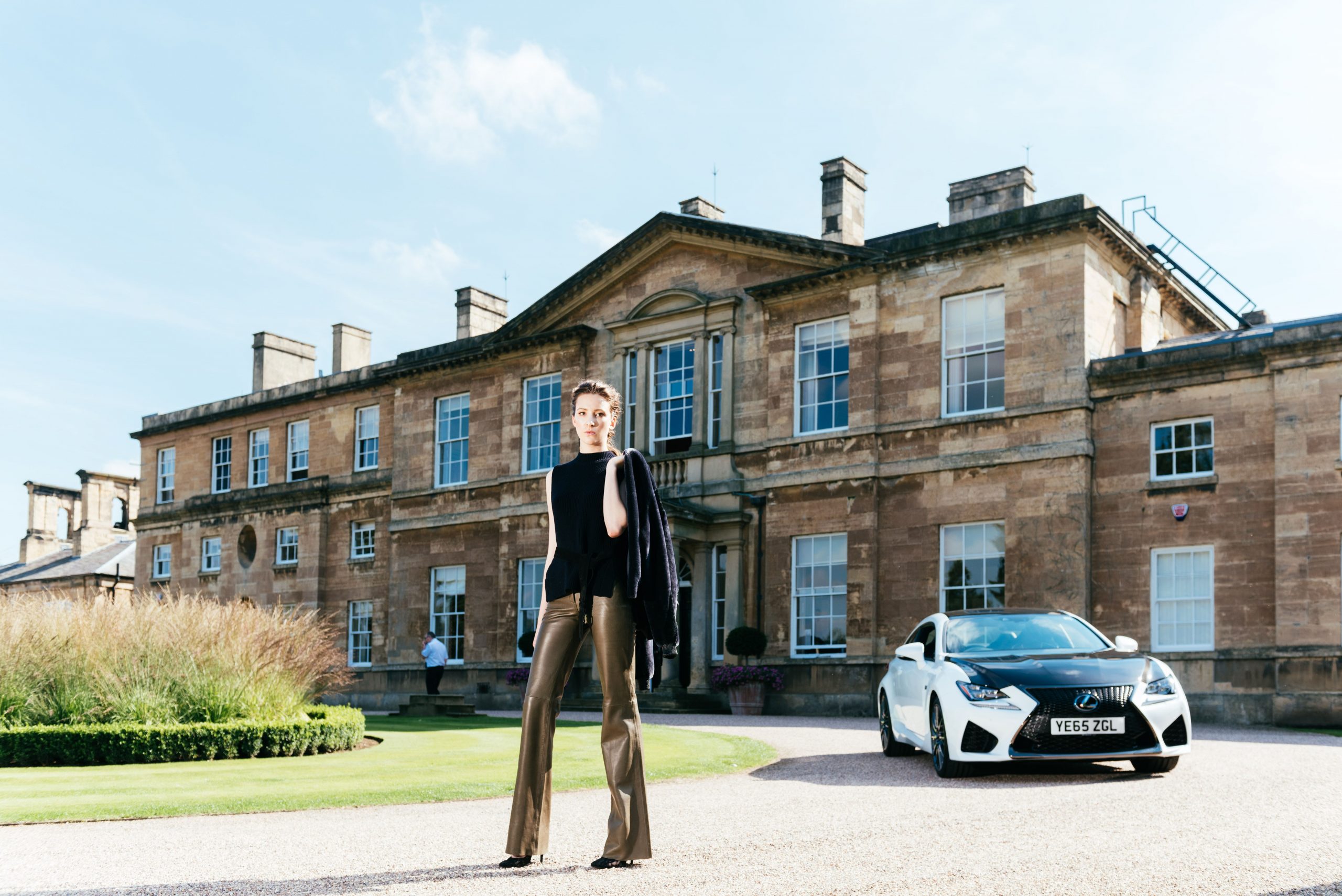 Lexus leads the way at Prince's Trust fashion dinner – Car Dealer Magazine