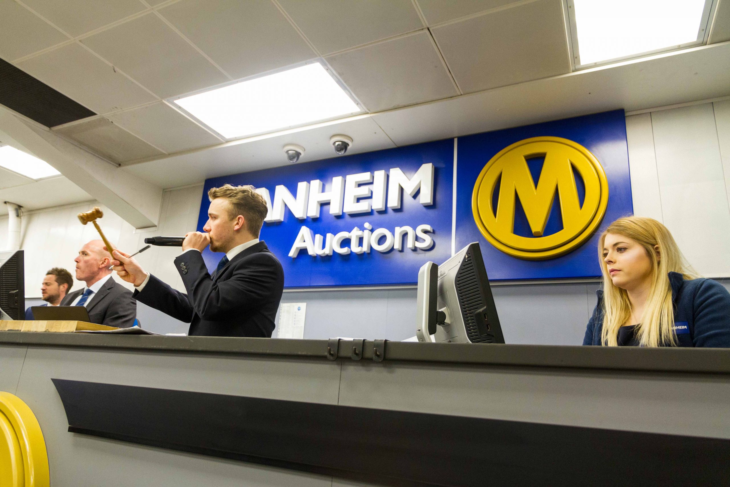 Four more car supermarket groups sign deals with Manheim Auction ...