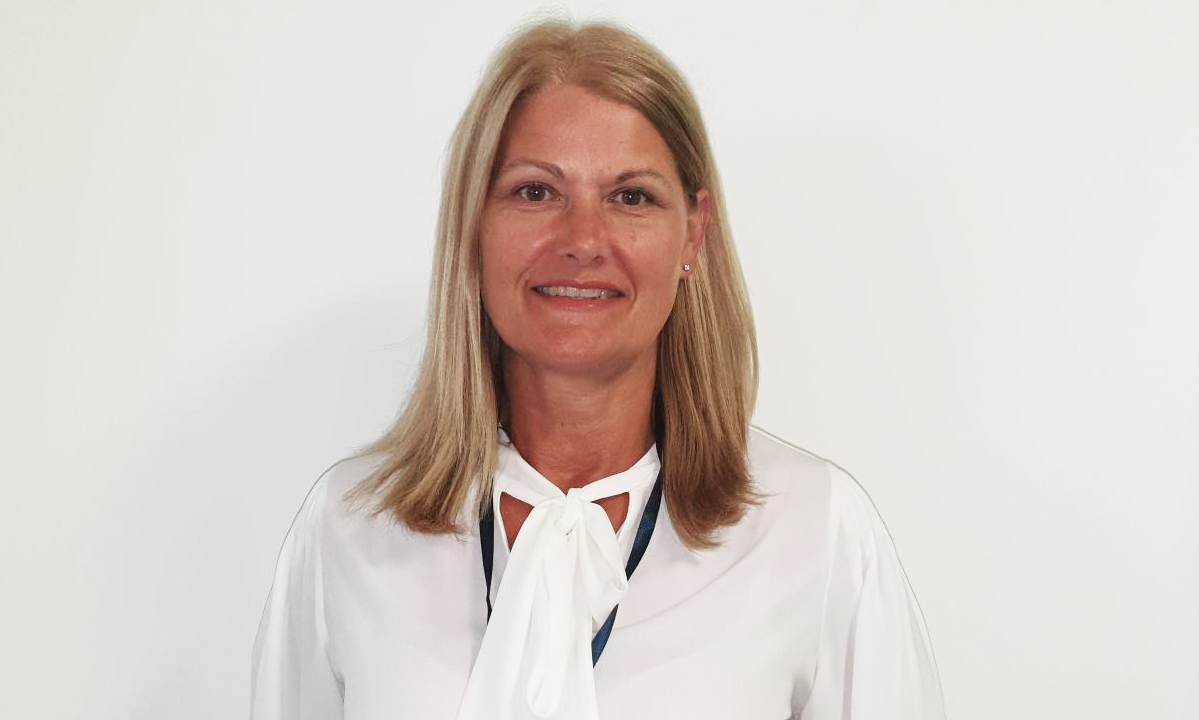 Click Dealer promotes Debbie Fox to chief commercial officer role – Car ...