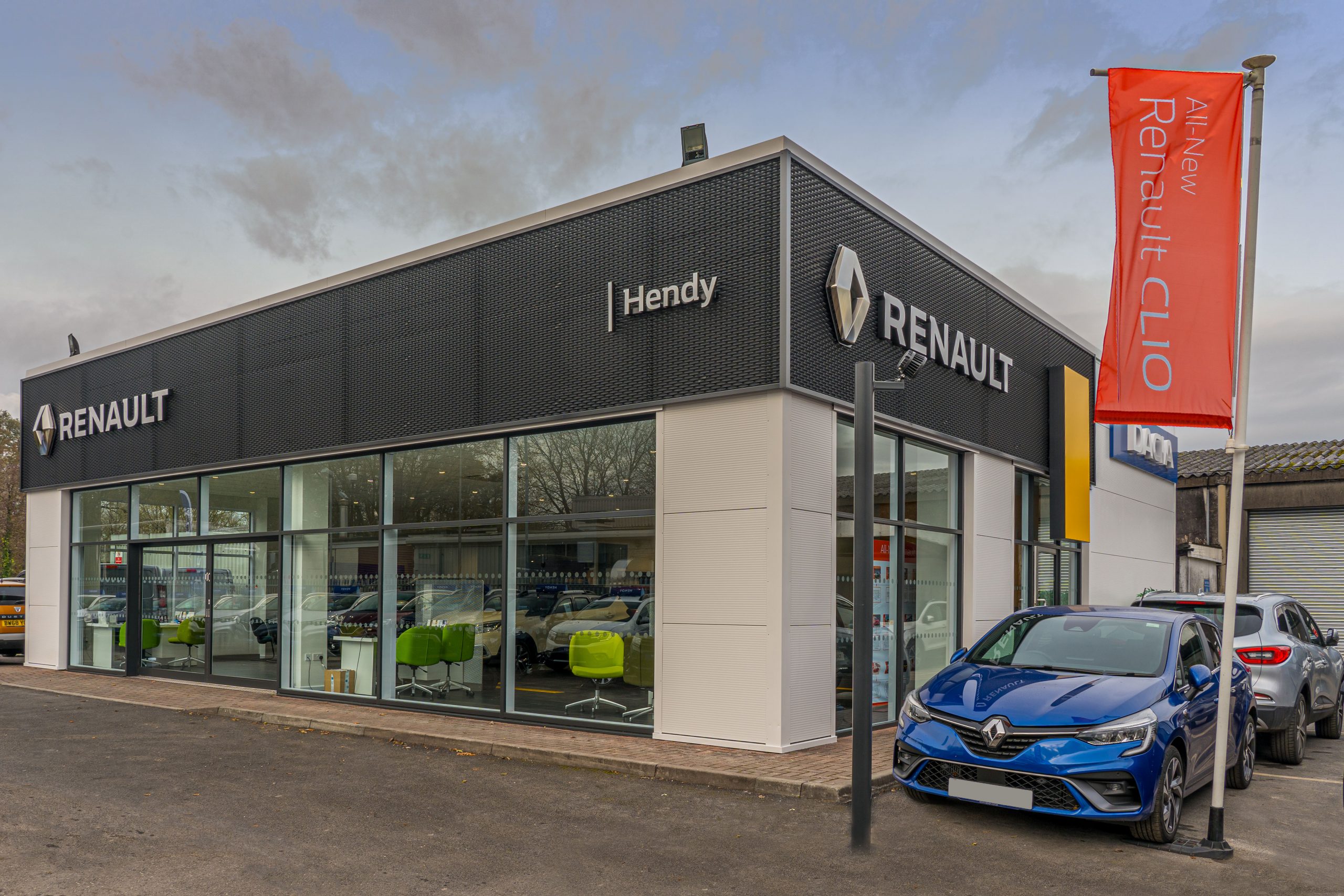 An impressive new home in Salisbury for Renault and Dacia – Car Dealer ...