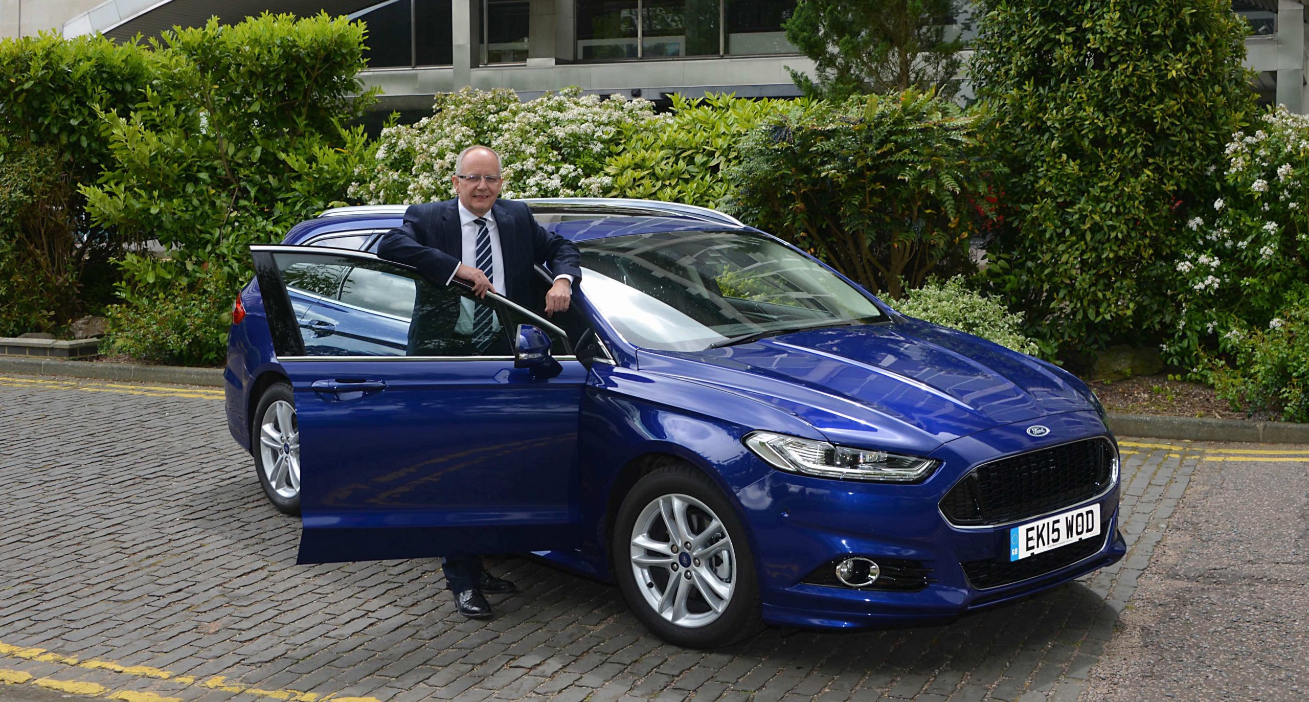 Former Ford of Britain boss Andy Barratt ends 'short retirement' as he ...