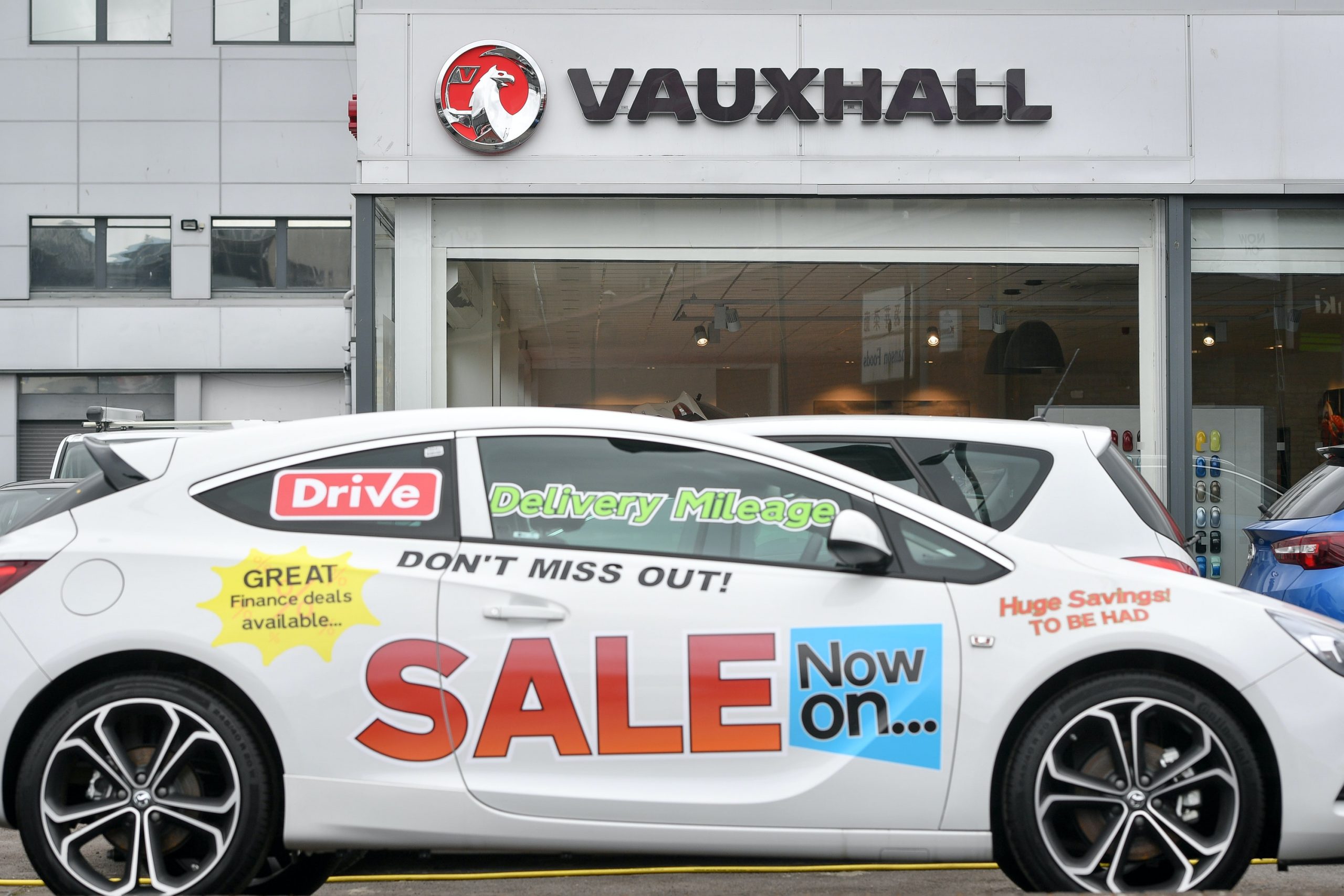 Car finance providers are inundated with calls for help – Car Dealer ...