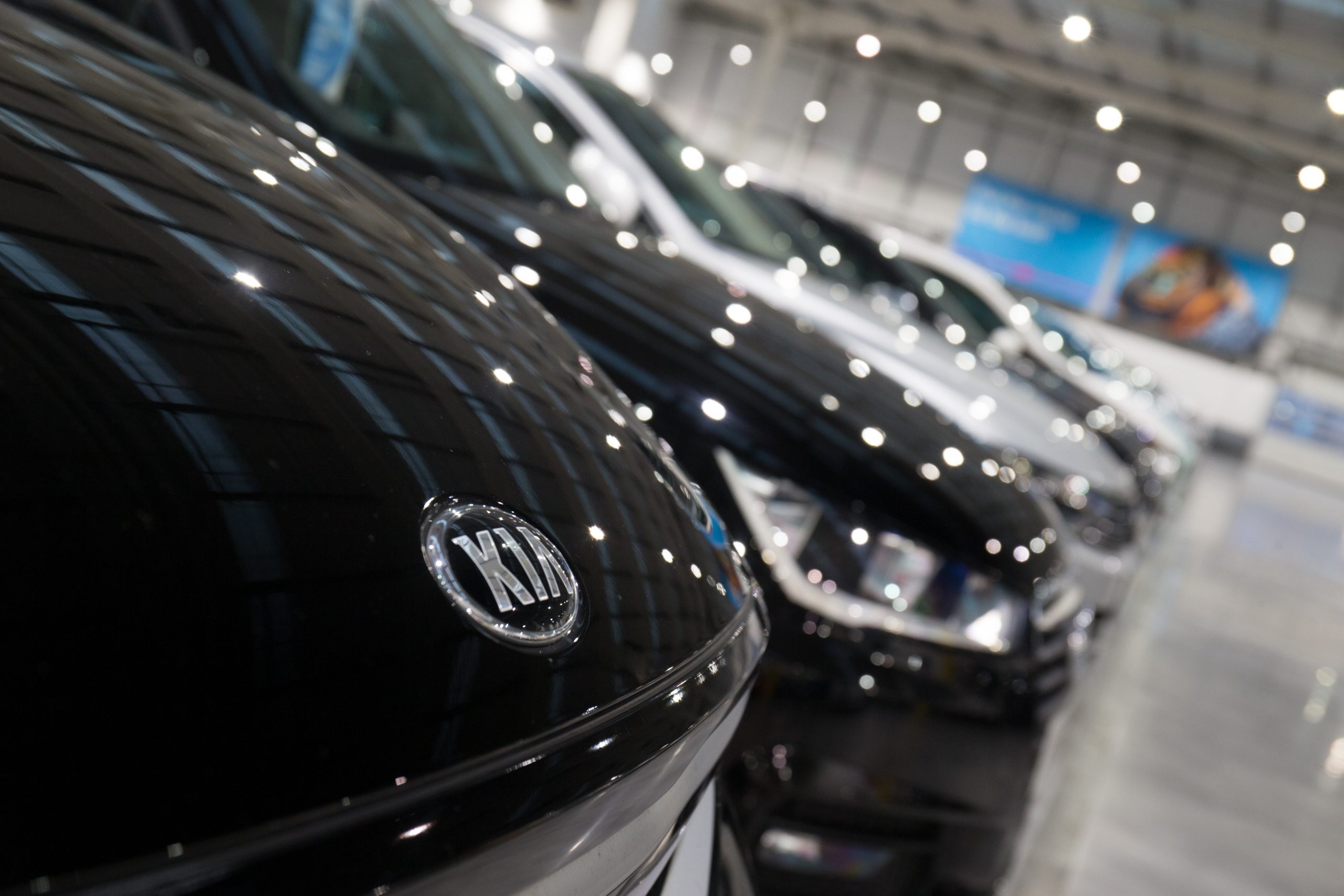 How will agency sales change the look and feel of car dealerships in ...