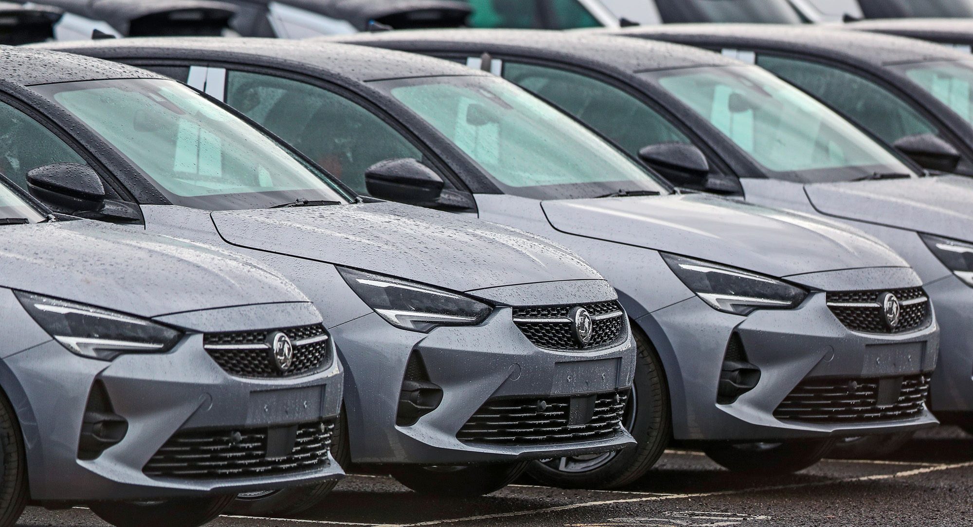 New car sales to retail buyers fall again as market hits one million ...