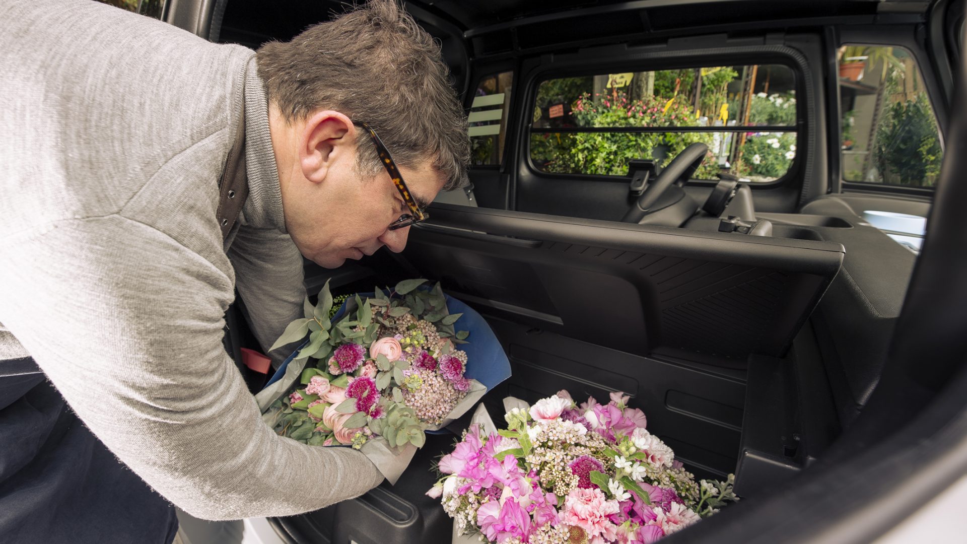 Citroen converts electric AMI into a teeny tiny delivery van – Car ...