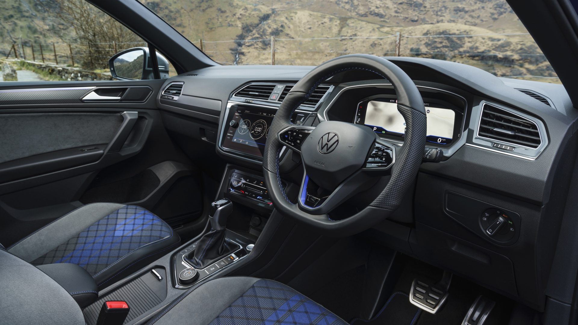 First Drive: The Volkswagen Tiguan R now has extra zip – Car Dealer ...