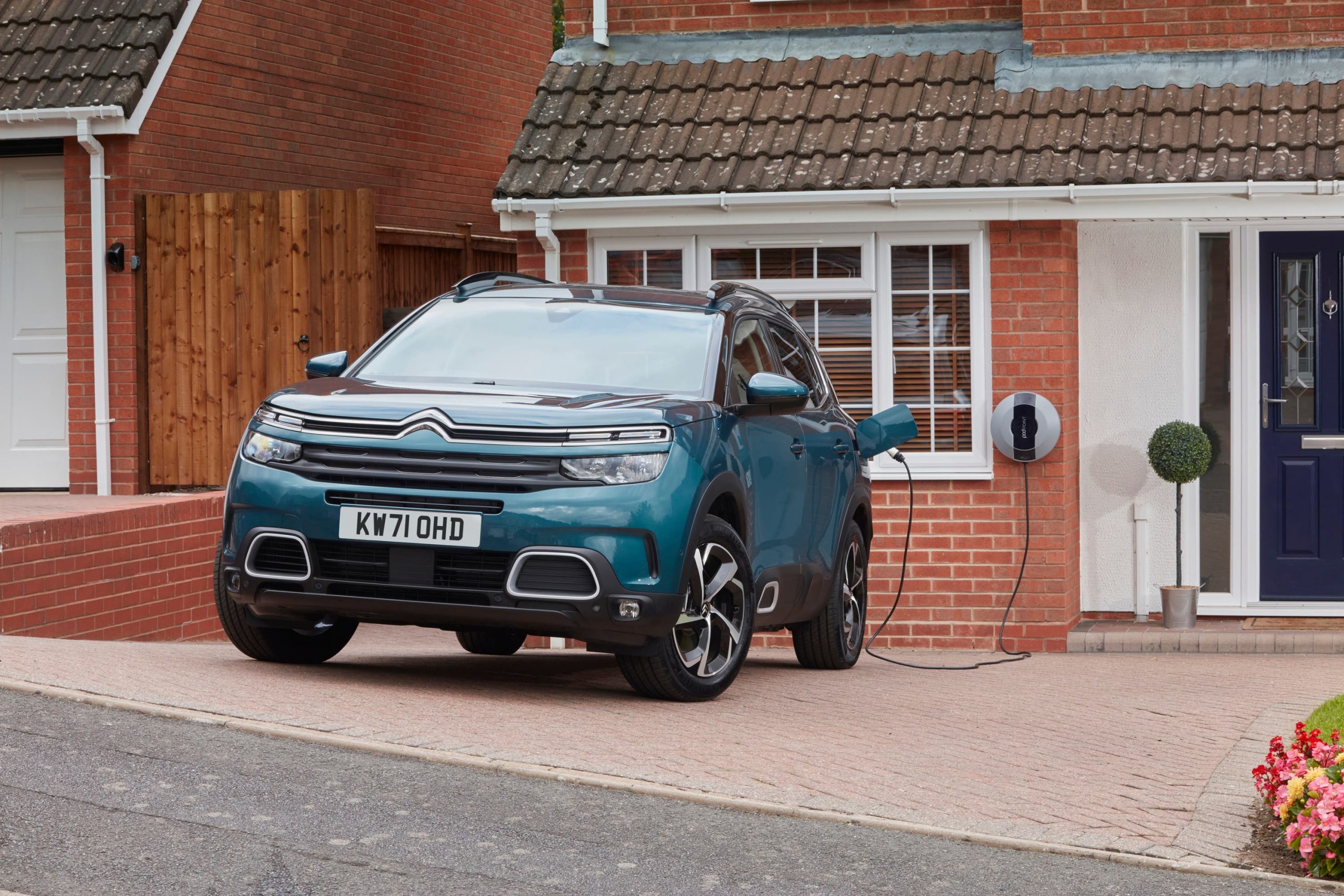 Environmental concerns driving shift to EVs and hybrids, says eBay ...