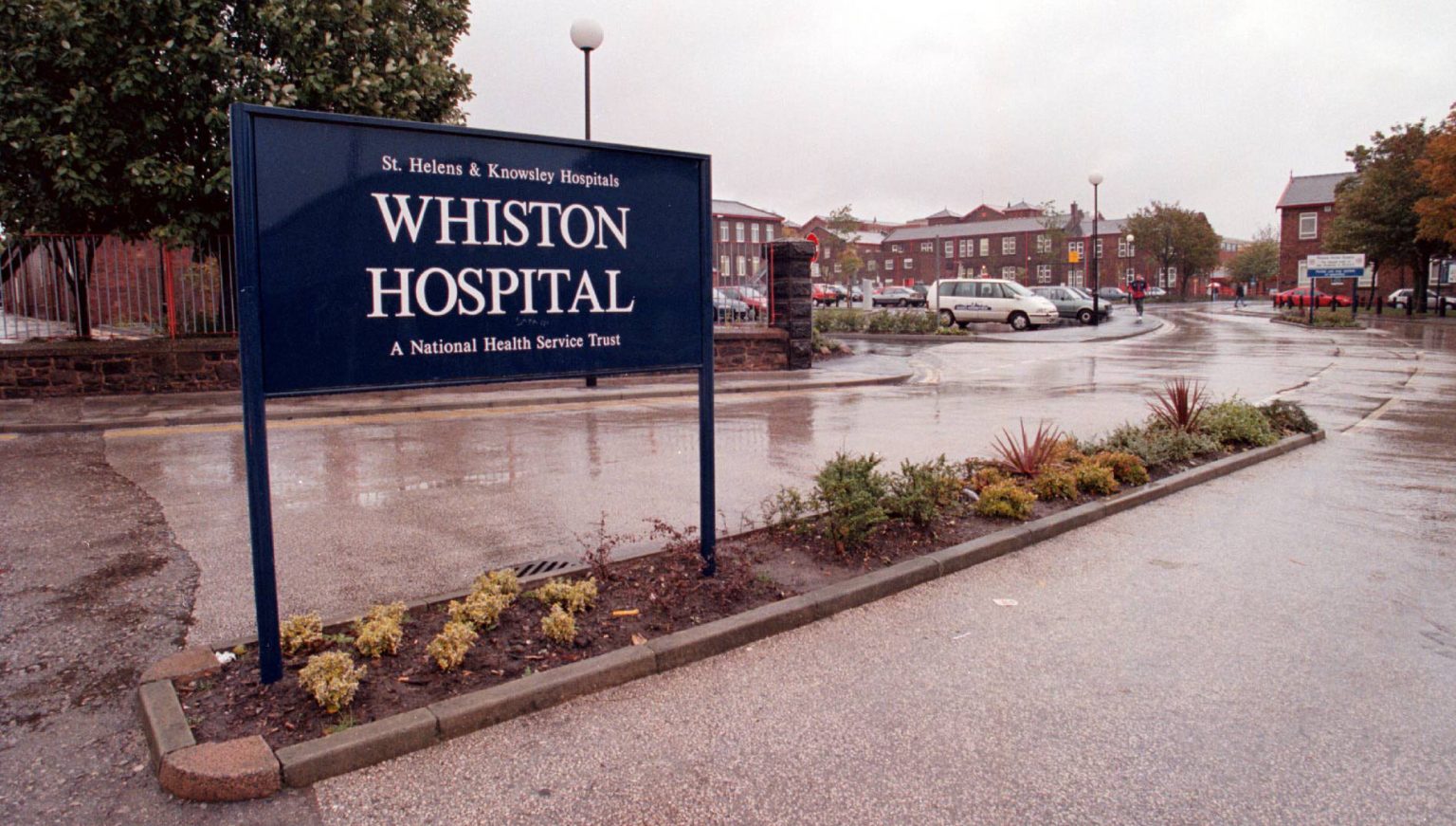 Police still hunting for car dealer's killer 24 years after body was ...