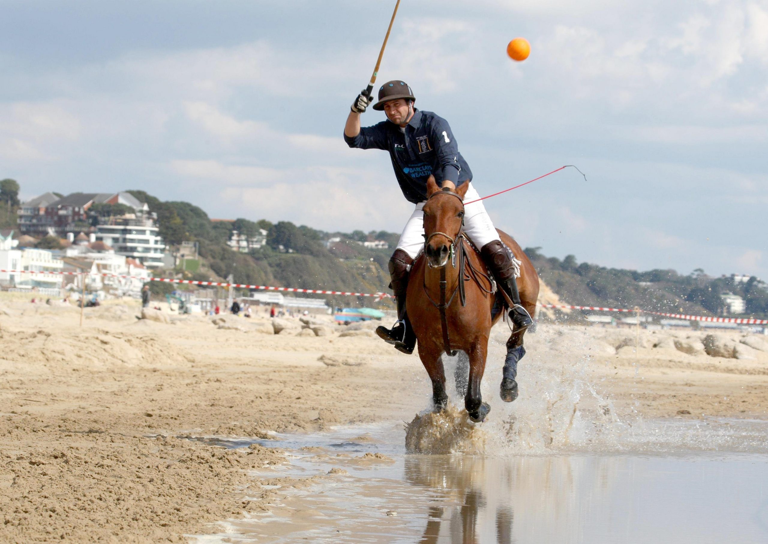 Hendy Group becomes official car partner of prestigious Sandbanks ...