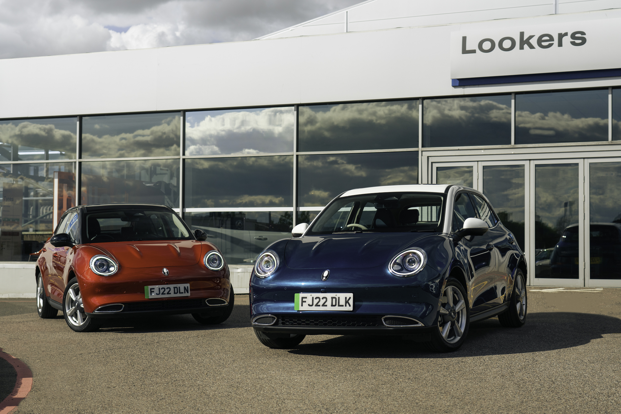 Lookers becomes latest dealer to sell Chinese EV GWM Ora Funky cat ...