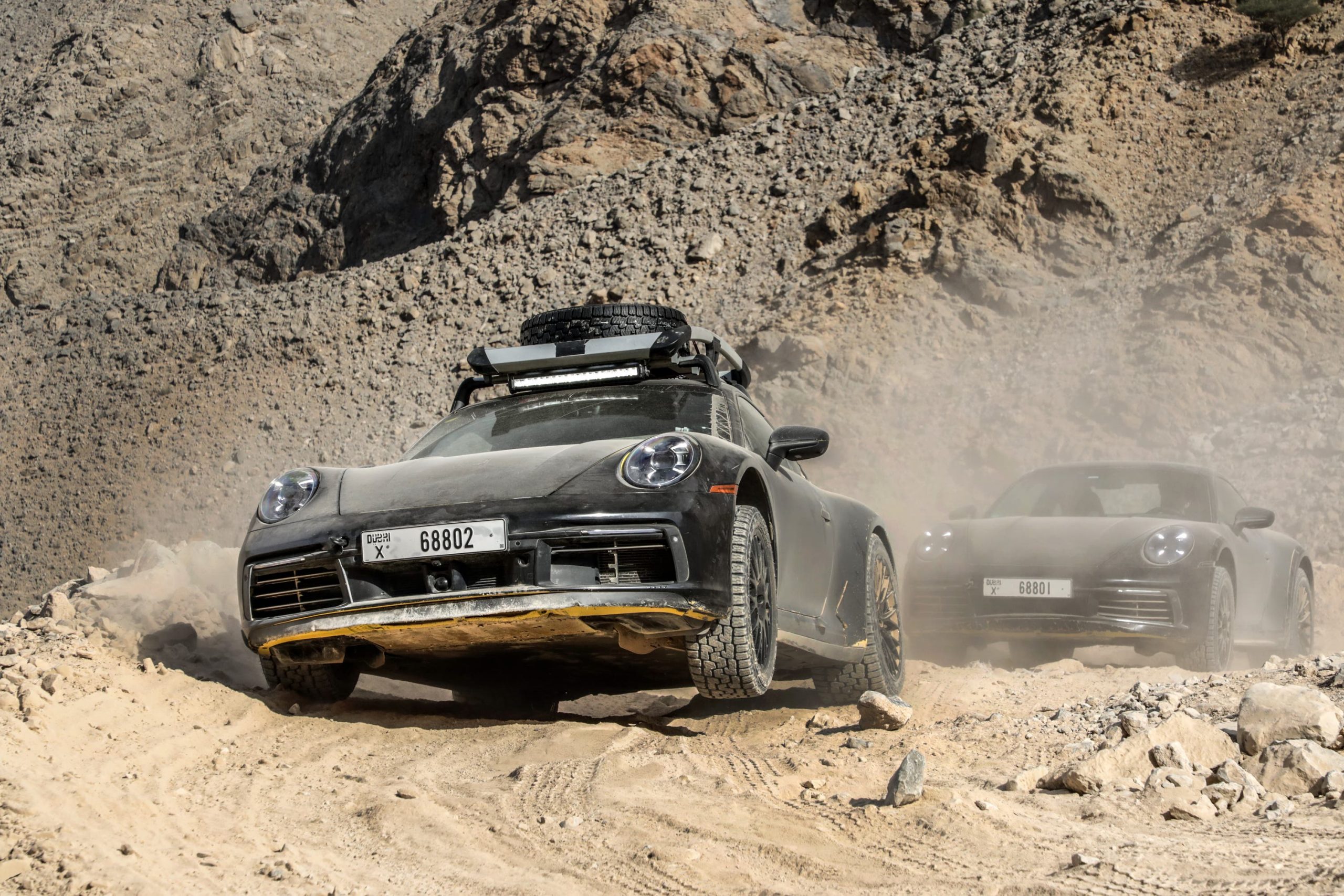Nov 10: Musk sells Tesla stock; Record EV sales; JLR losses improve ...