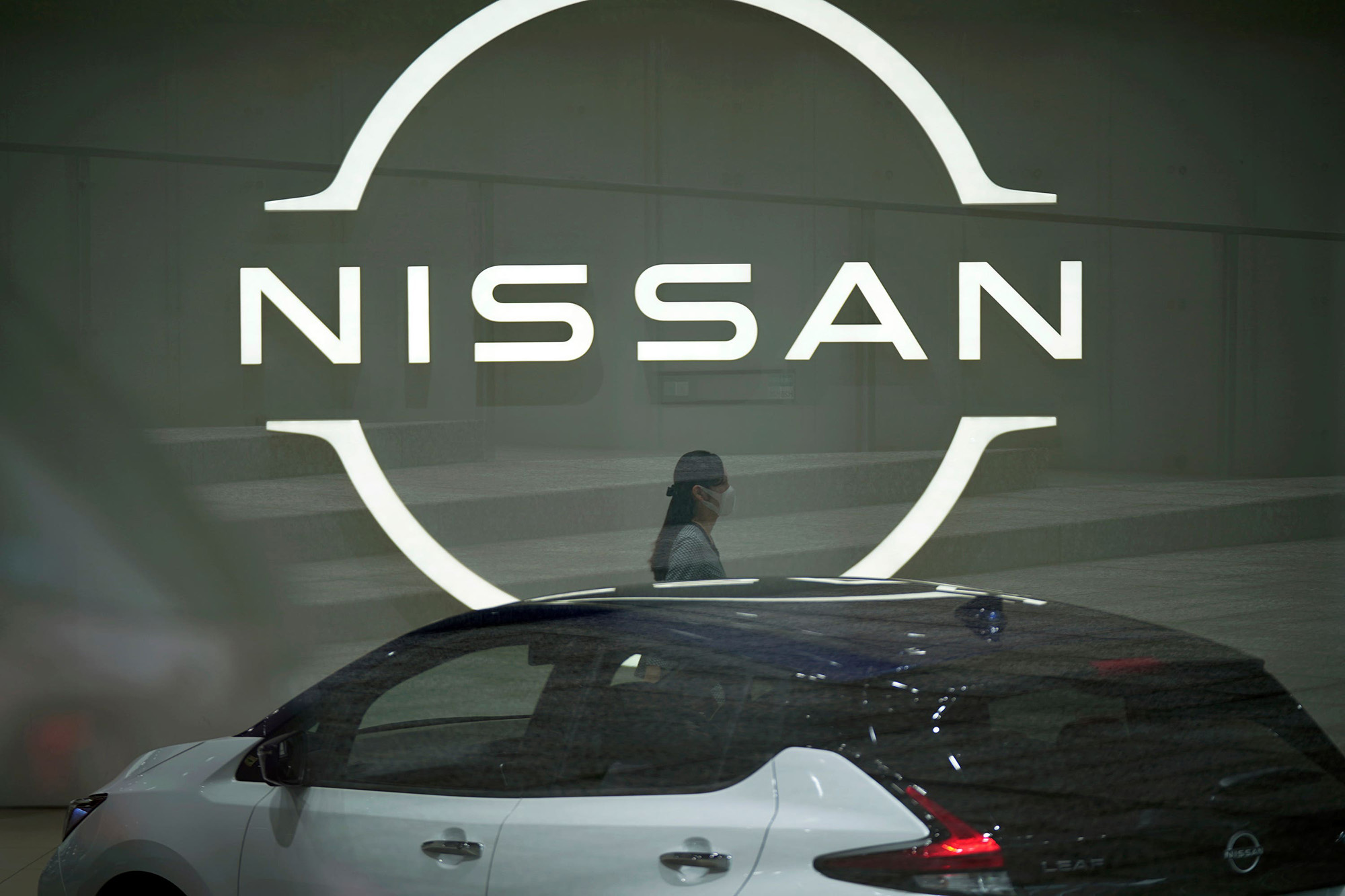 Nissan ramps up electrification plans and will sell next to no ICE ...