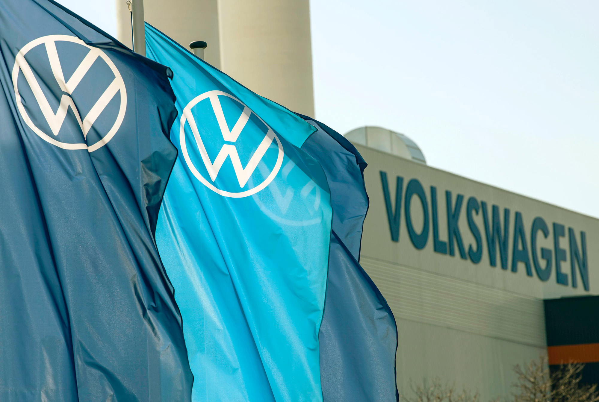 VW predicts rise in revenue to £293.5bn as supply chains expected to ...