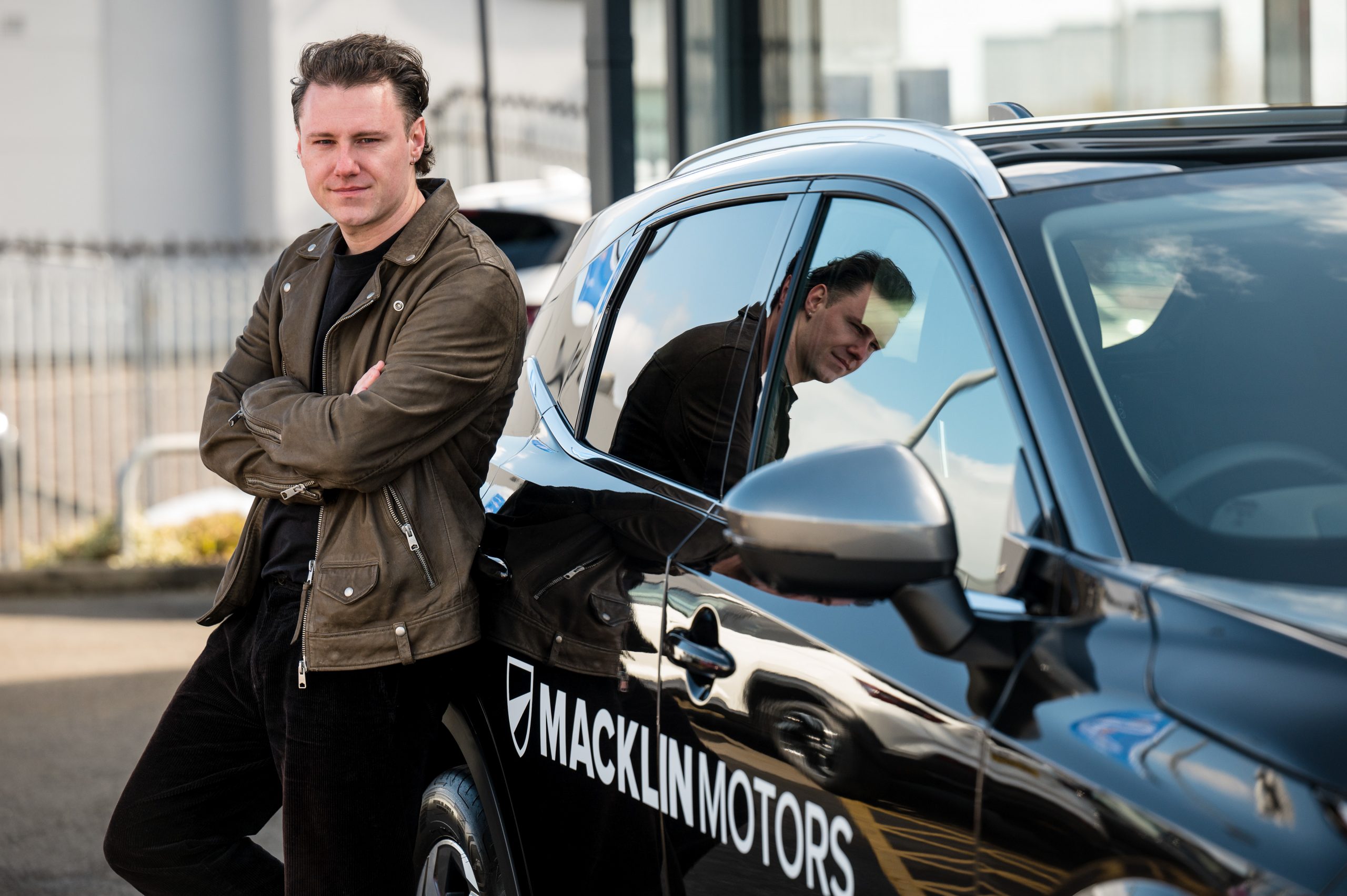 Macklin Motors steps in to save singer-songwriter's UK tour after bus ...