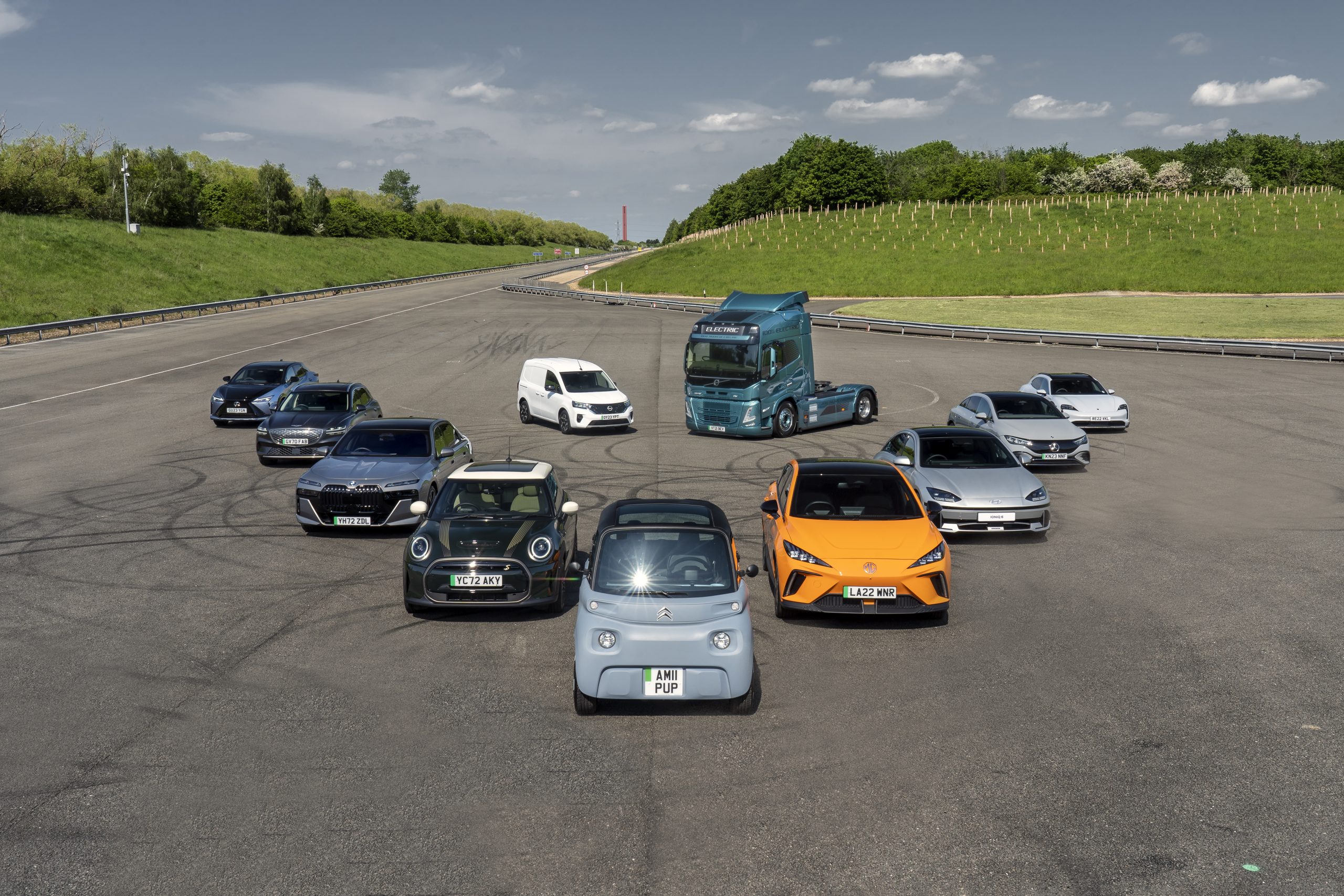 EV choice has quadrupled in just five years according to fresh SMMT data – Car Dealer Magazine