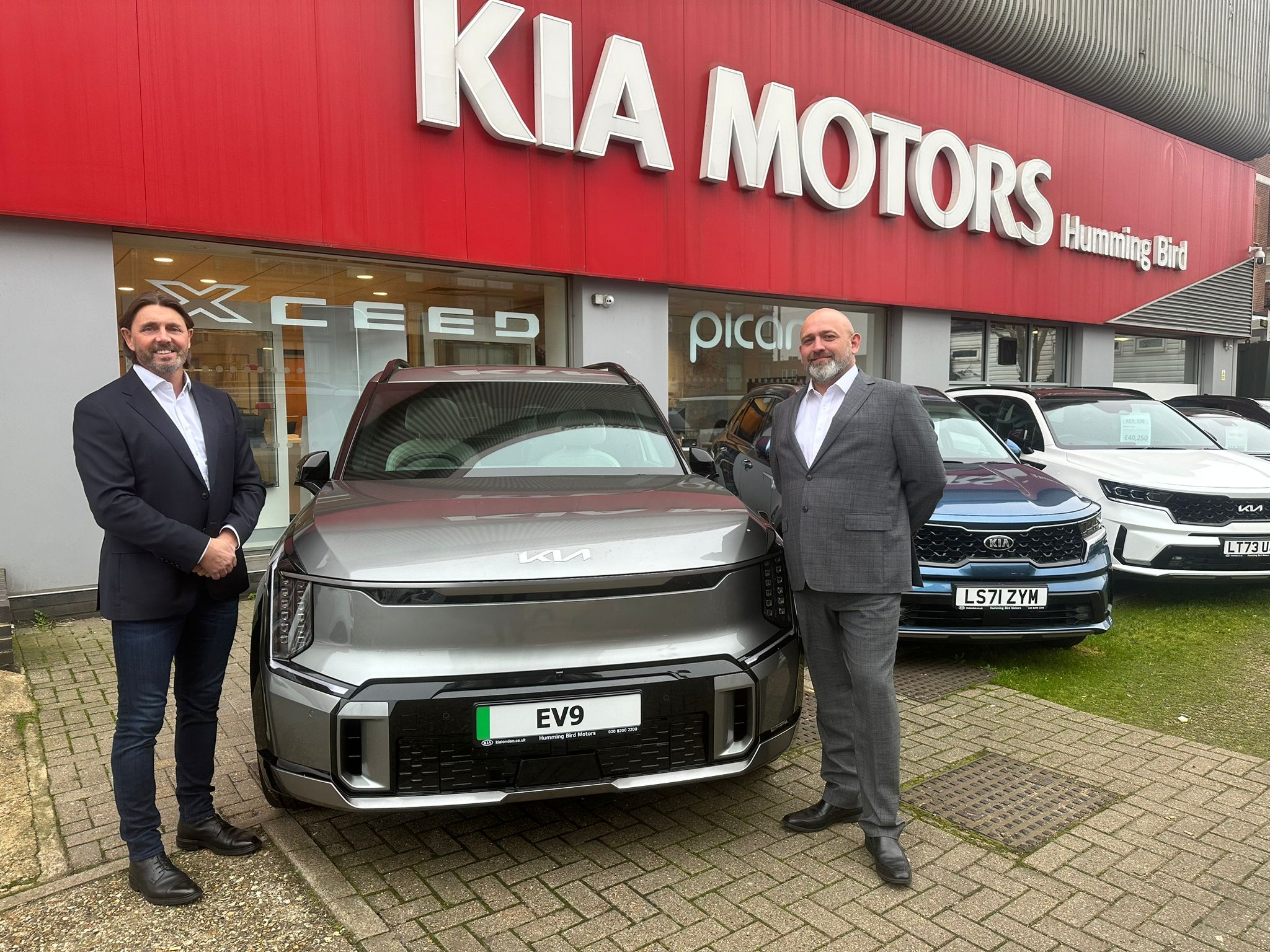 Family-run Alan Day Motor Group completes acquisition of Kia's flagship ...