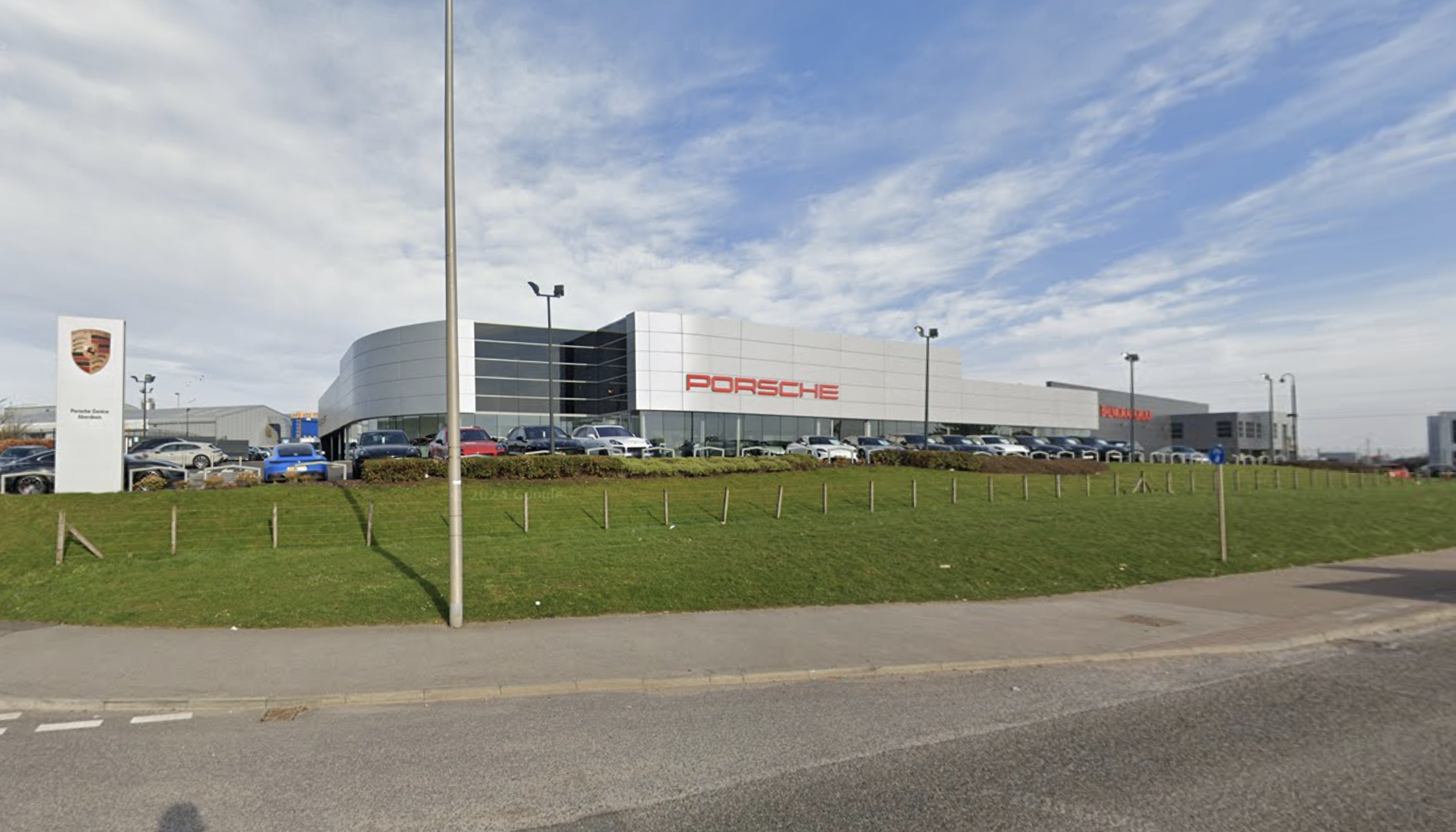 Peter Vardy to sell dealerships to Parks leaving Porsche Centres as ...