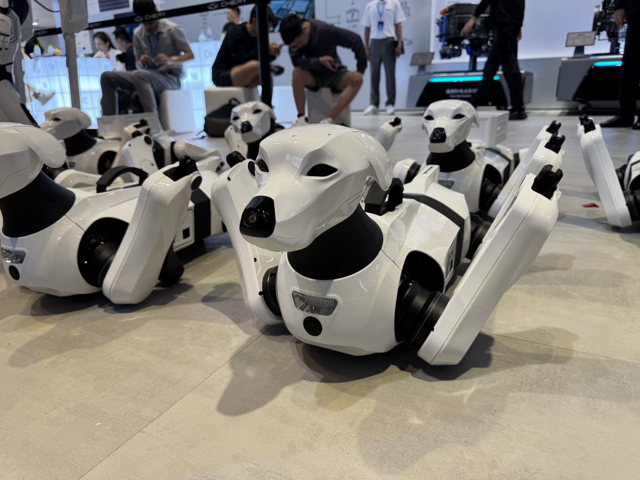 Video: Meet Mornine – the AI-powered salesperson set to help in car ...