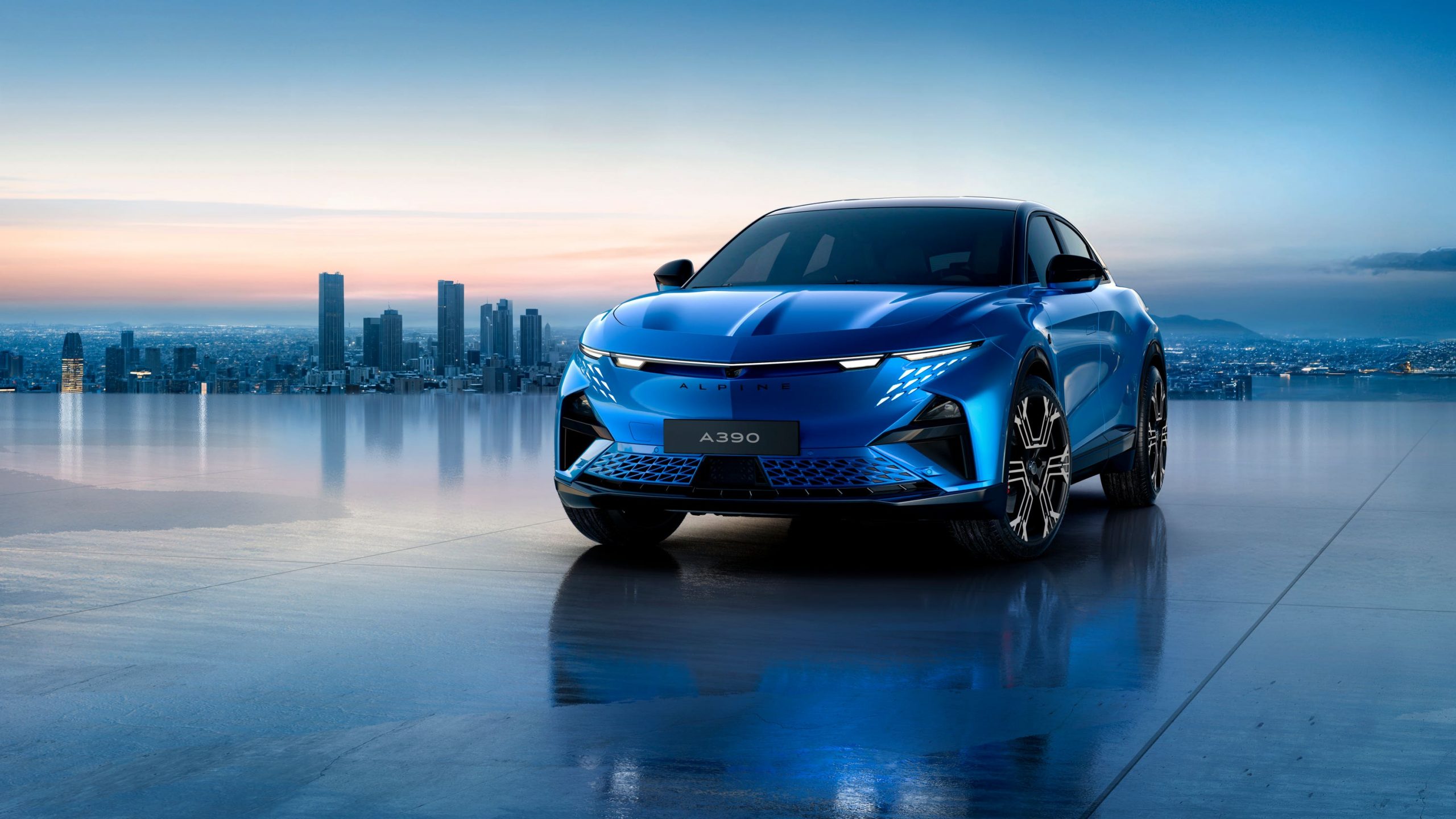 May 28: Tariffs to drag economy; Tesla sales halved; Alpine unveils ...