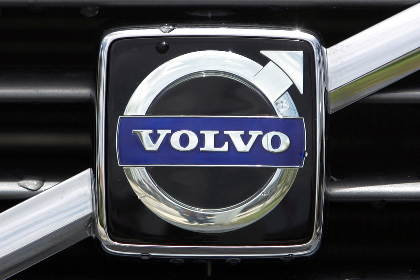 Volvo unveils major cost cutting exercise with 3,000 jobs set to be axed – Car Dealer Magazine