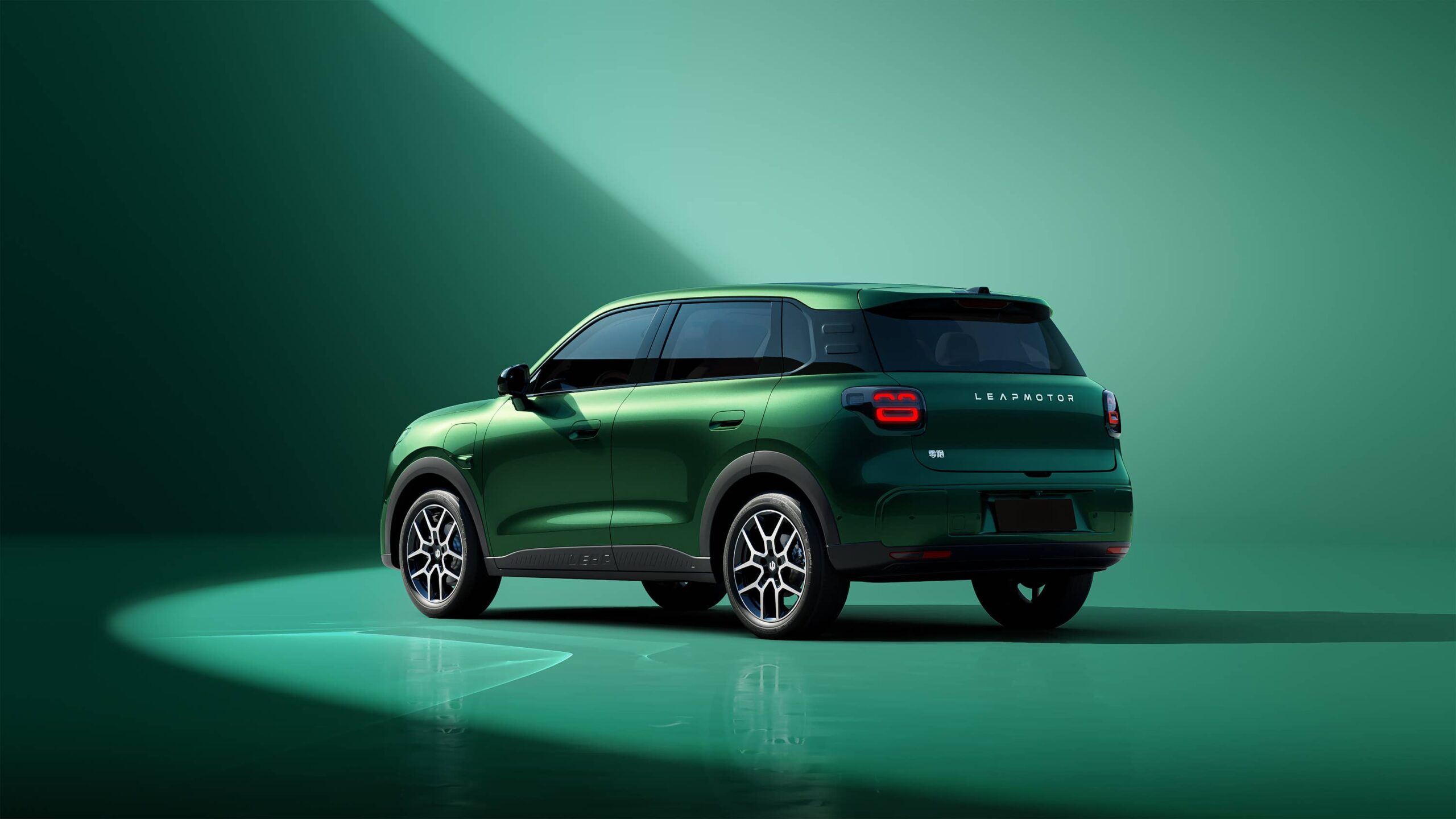 Nov 25: Reeves urges MPs to support Budget; Black Friday con; Leapmotor ...