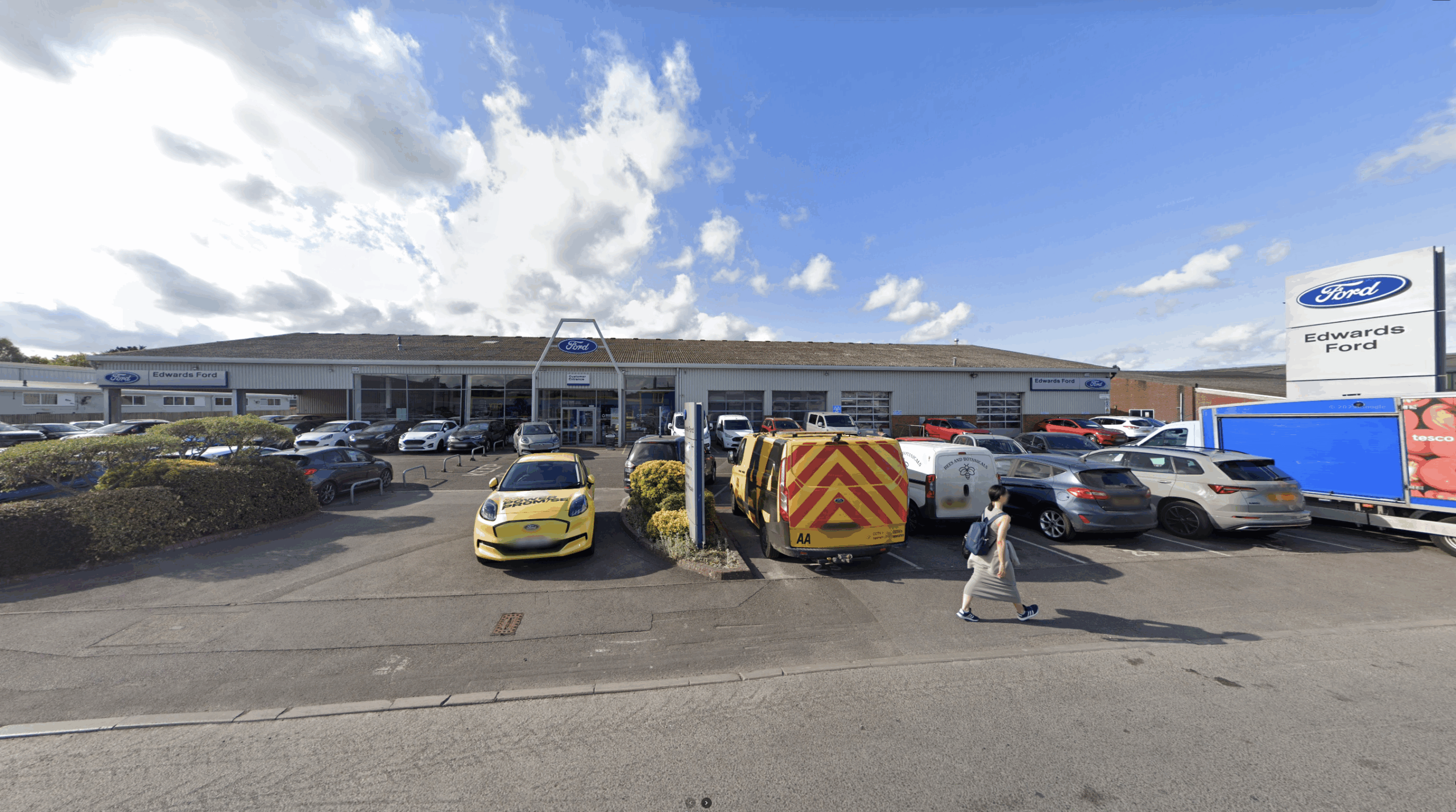 Ford specialist Foray Motor Group posts reduced profits as firm is sold ...